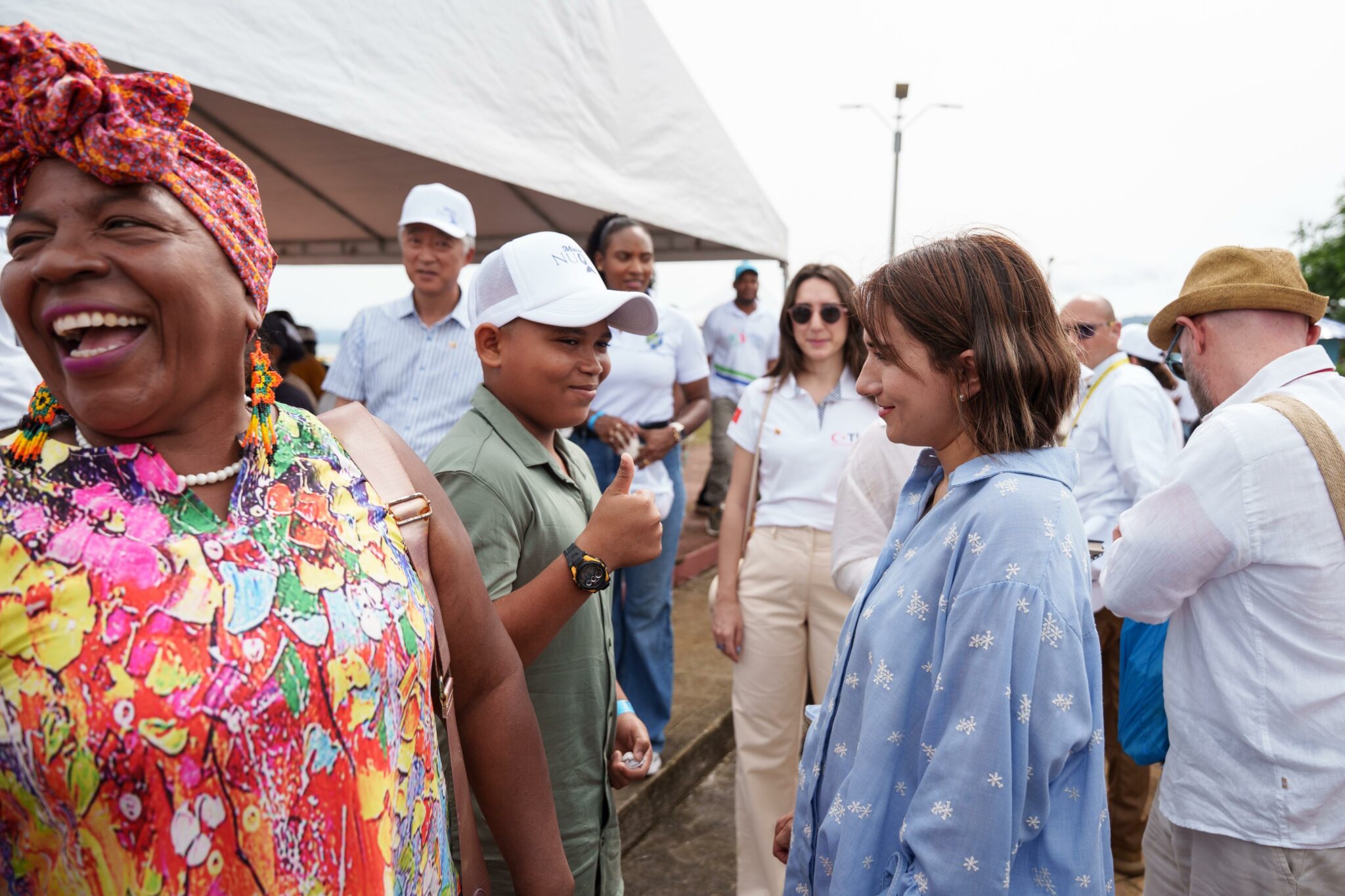 Nuquí se convierte en símbolo de esperanza con el lanzamiento de la ...