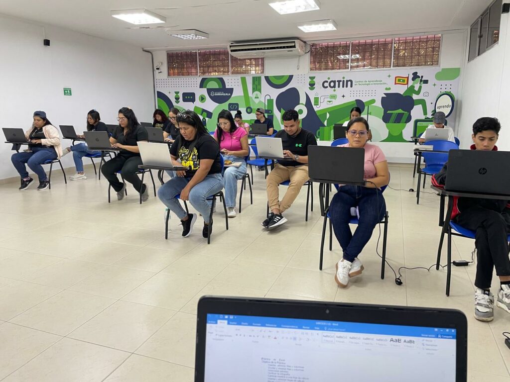 Barranquilla impulsa la educación digital con nuevos cursos gratuitos ...